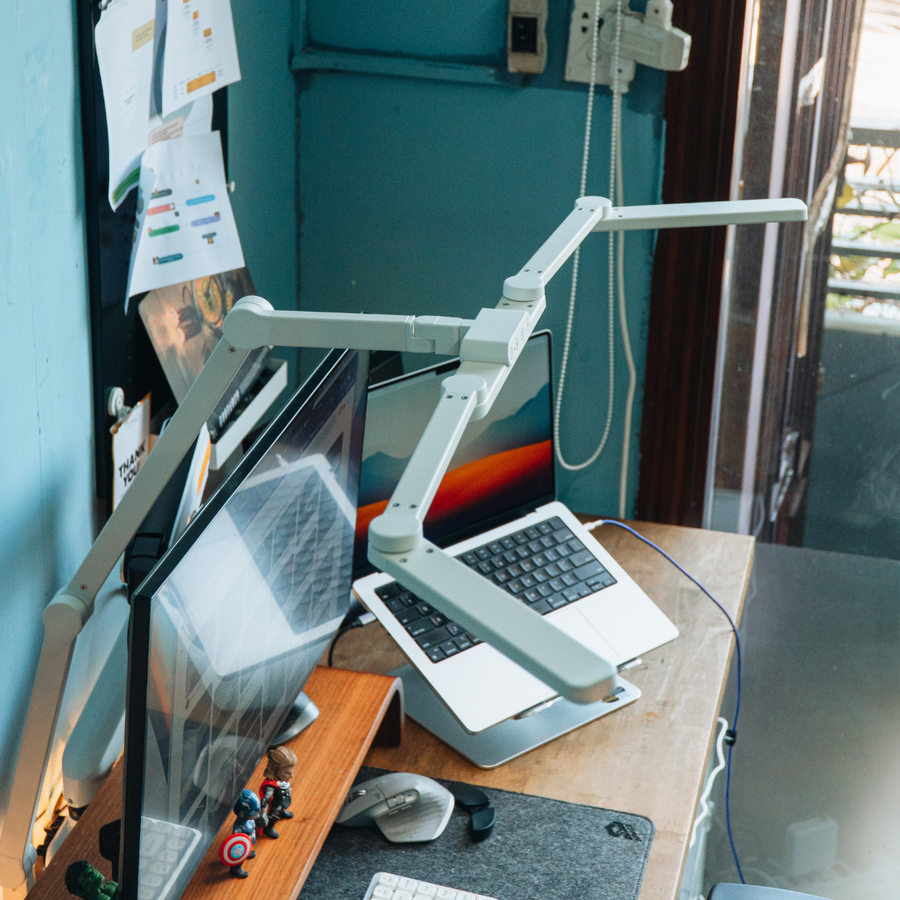 Đèn bàn UPGen Scorpio điều chỉnh linh hoạt – Mac Setups